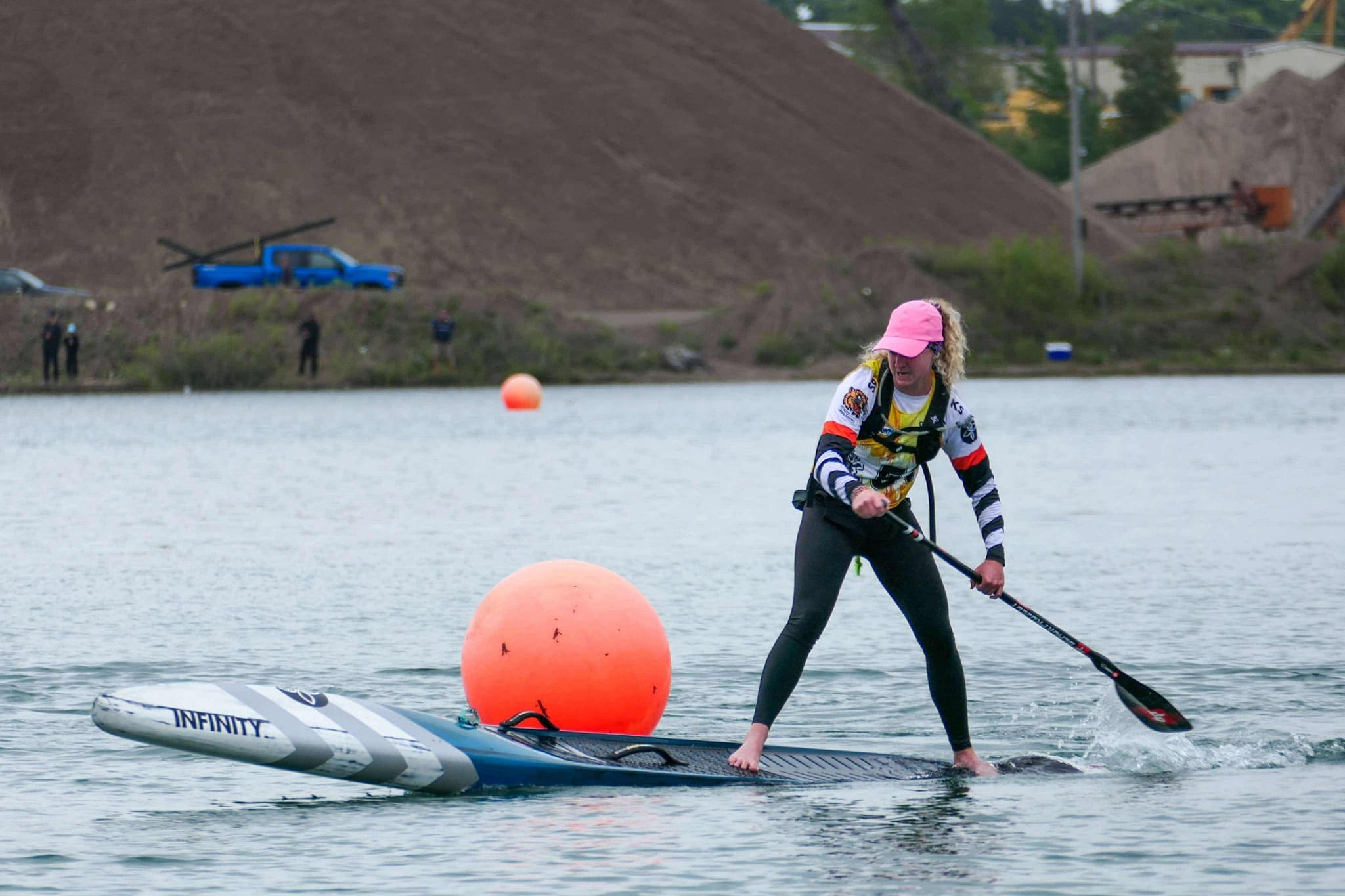 Caroline Cook: Paddling for Team Canada – Blonyx
